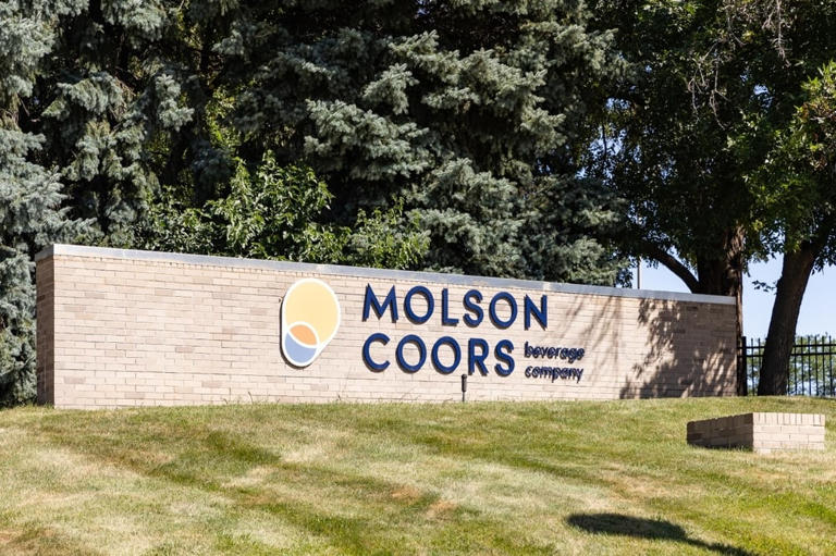 Molson Coors stock falls after mixed Q4 results, weak guidance