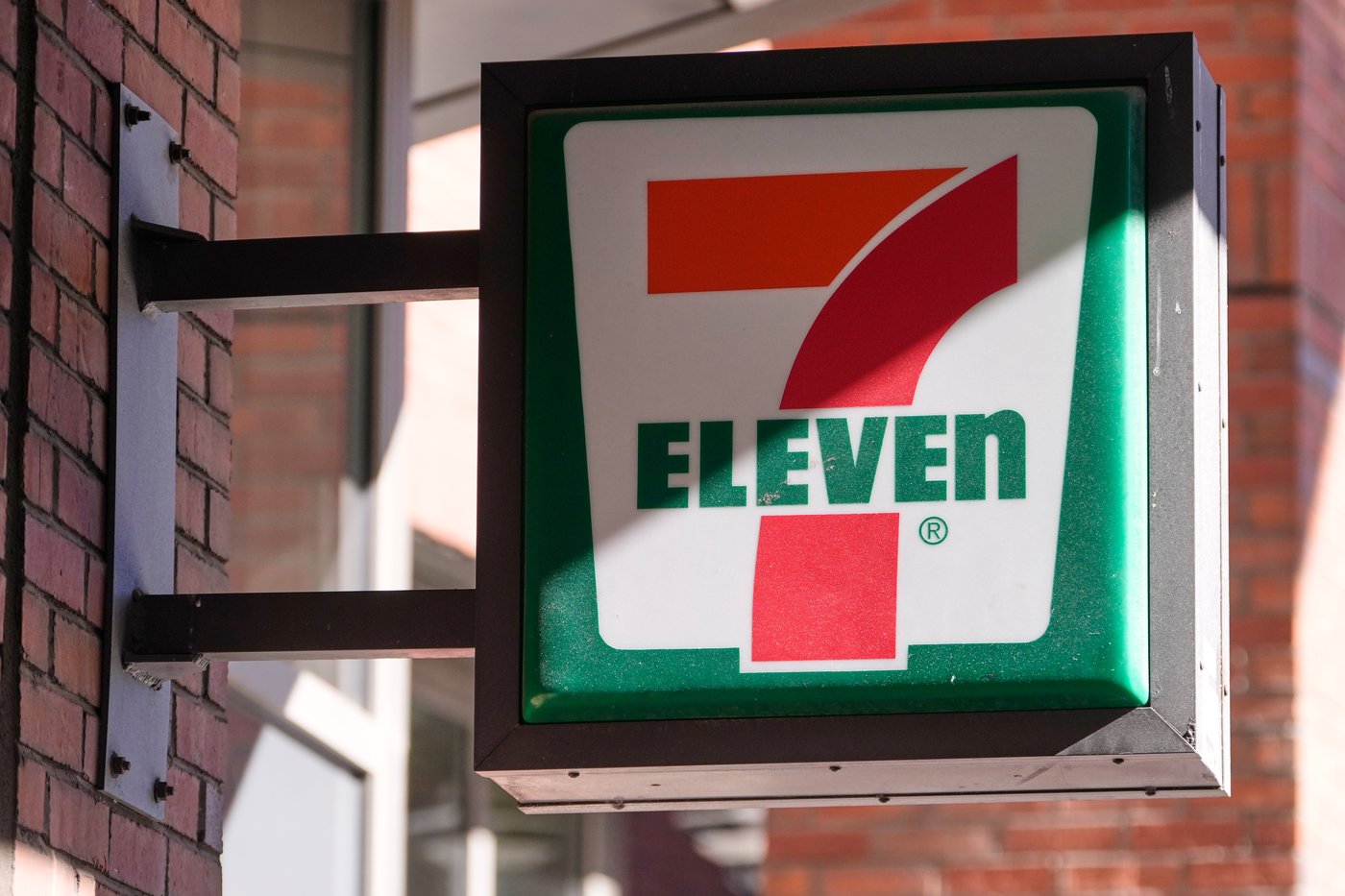 7-Eleven Canada looks to franchising, restaurant model and egg ...