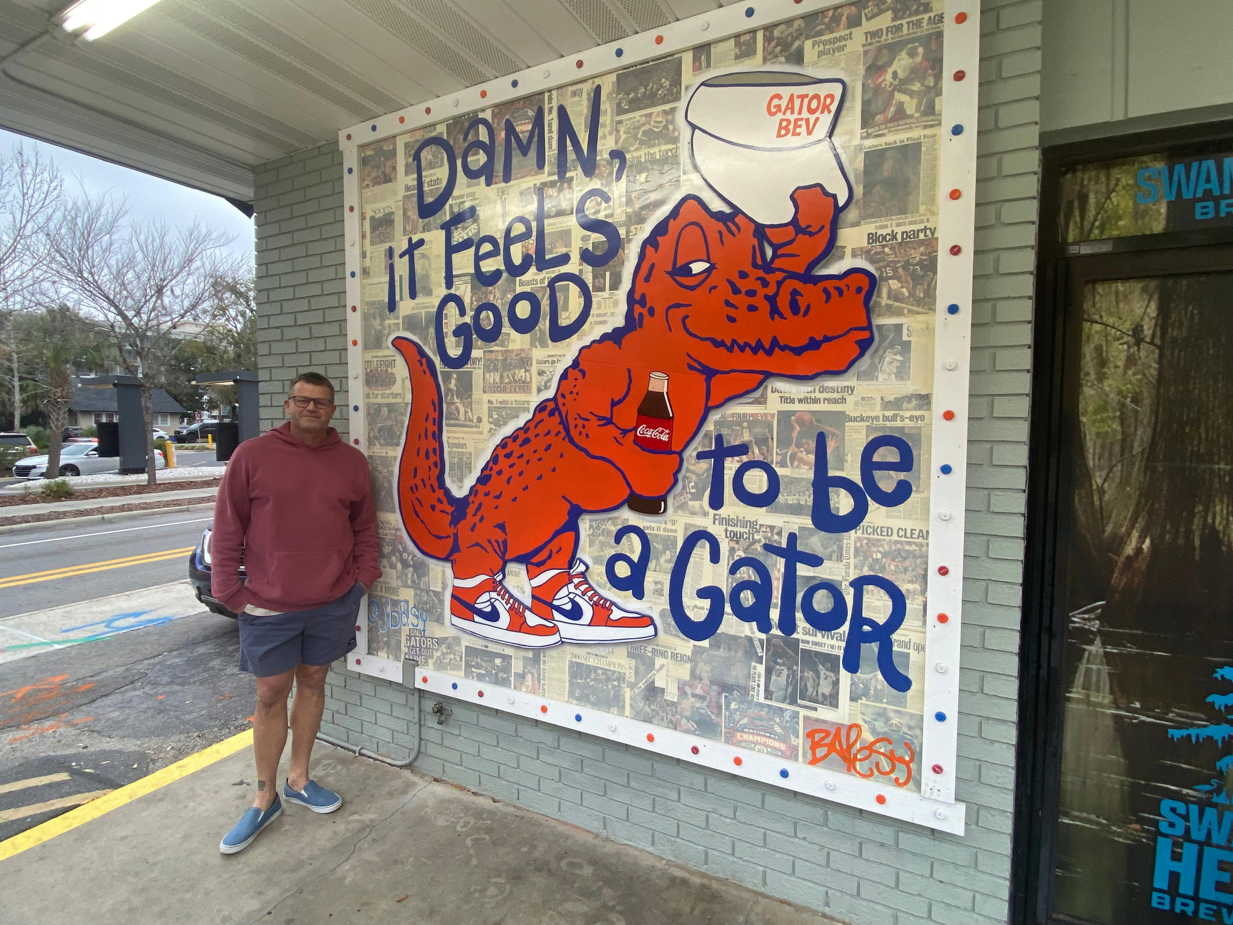 Former UF linebacker's latest mural spreads Gator pride at Gator Beverage