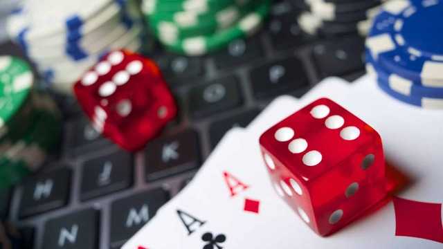 Police raids gambling den in Hyderabad, arrests five