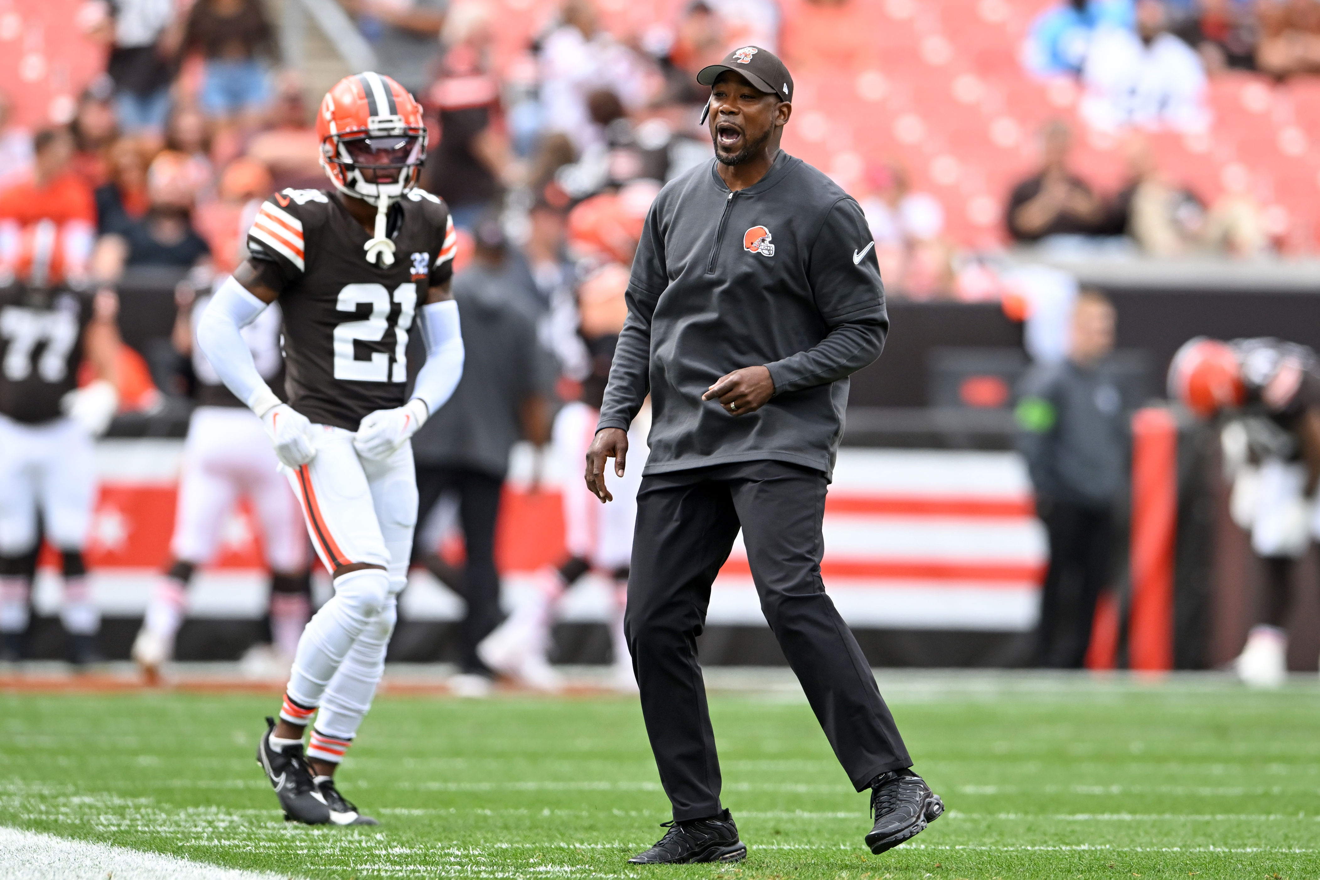 Browns promote CB coach to a higher position