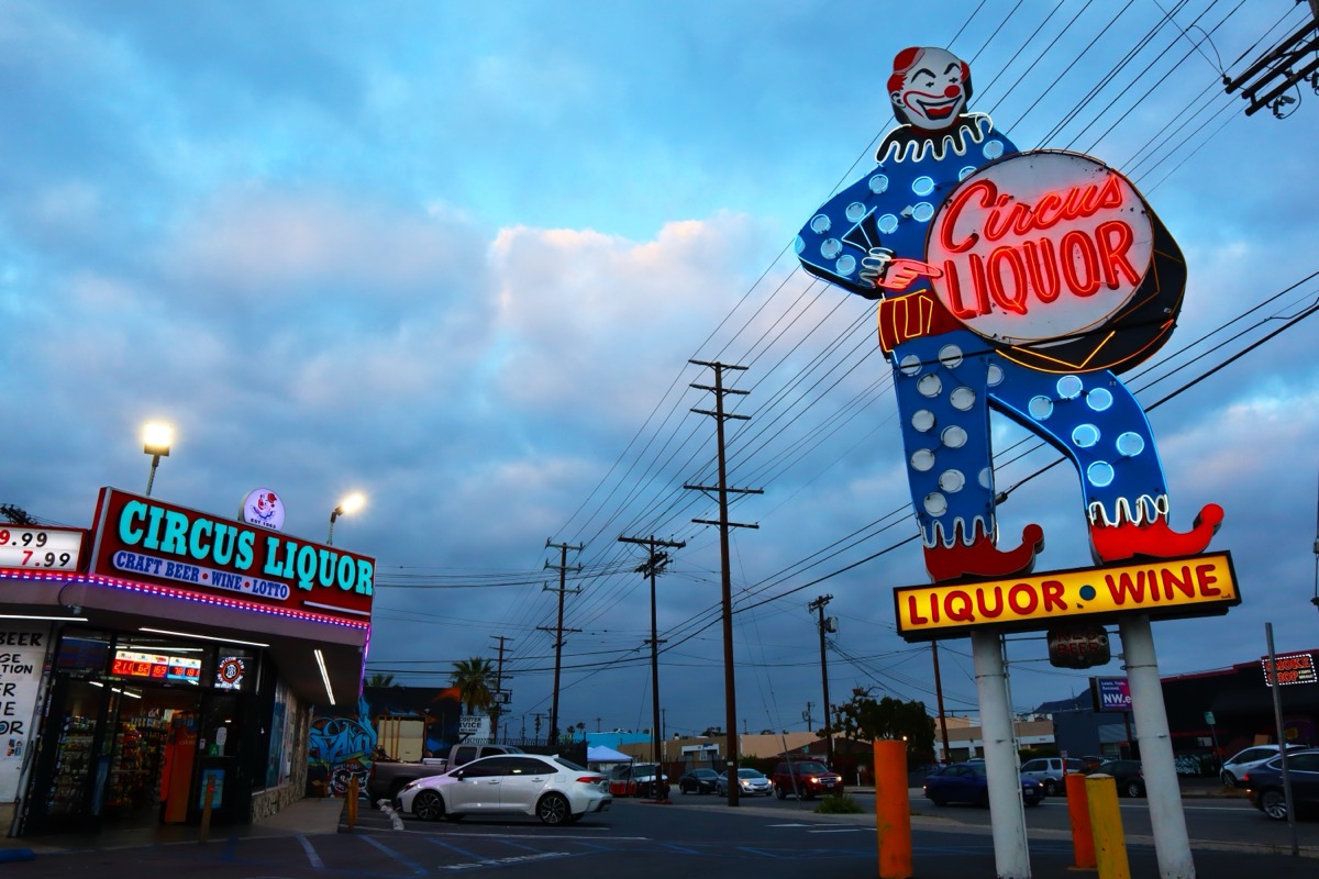 Giant flaming clown scene near Circus Liquor turns a simple car fire ...