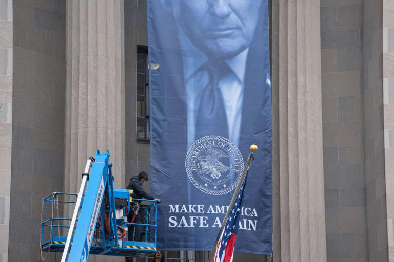 New pro-Trump banner appears at DOJ headquarters