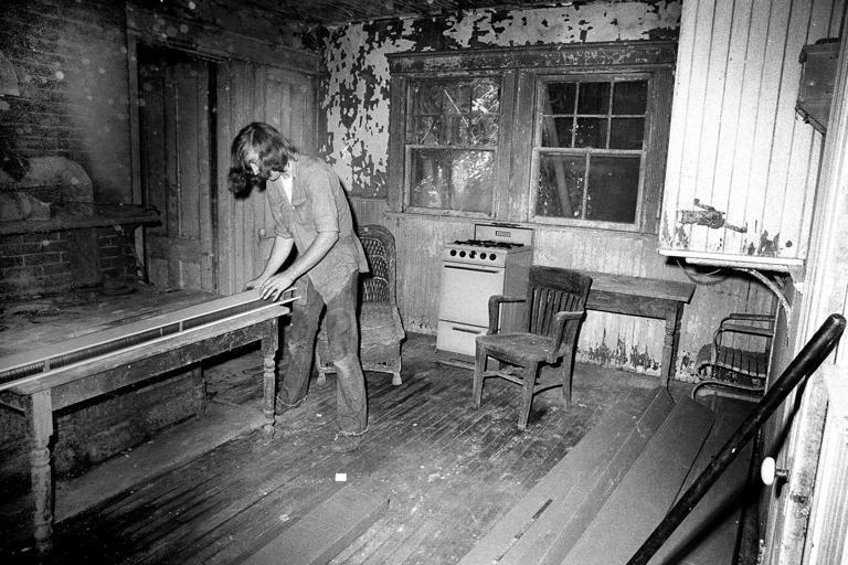 Grey Gardens: A look back at the controversial documentary on 'Big Edie ...