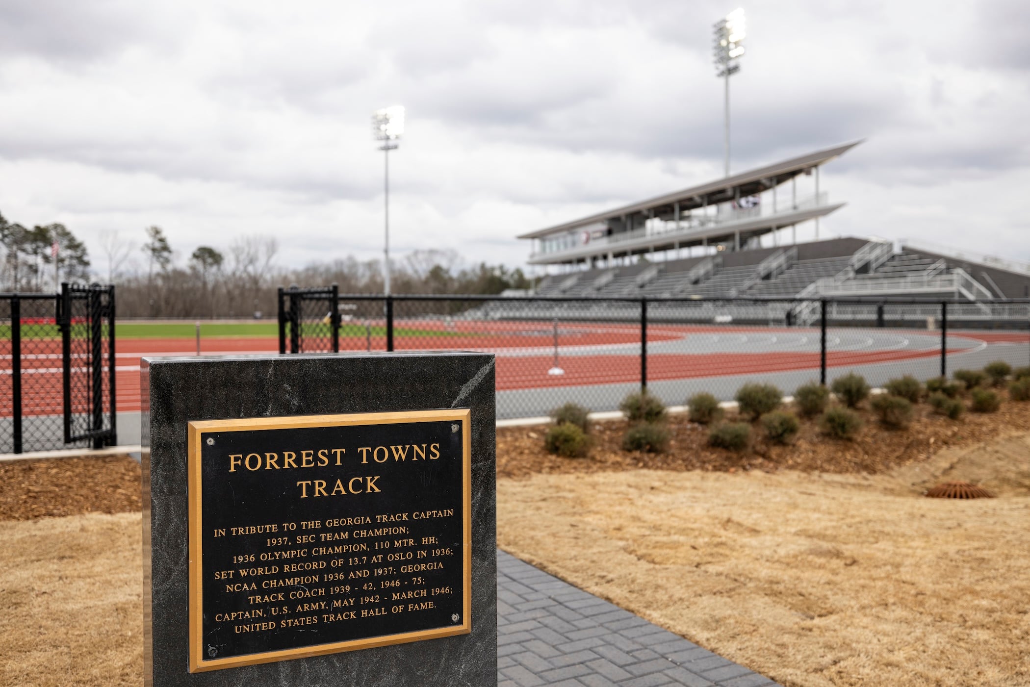 UGA dedicates new track and field complex to former coach, Olympic gold ...
