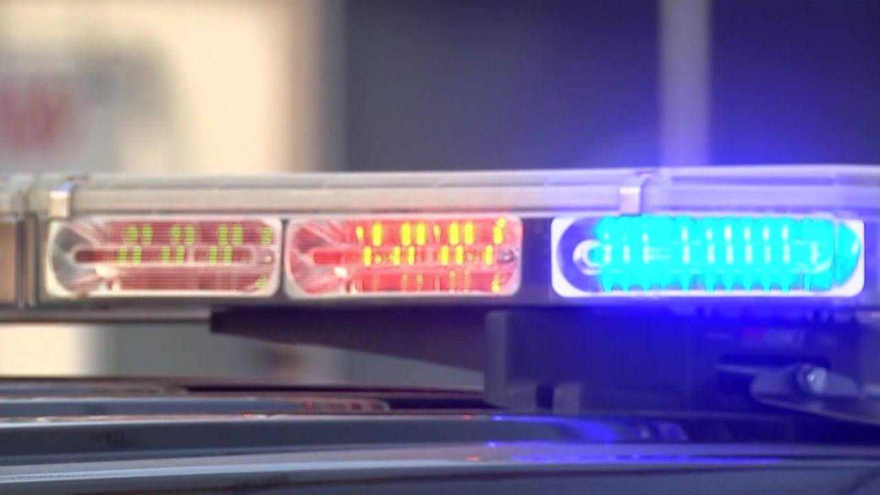 1 dead, 1 hospitalized after accident on Highway 80 in Mesquite