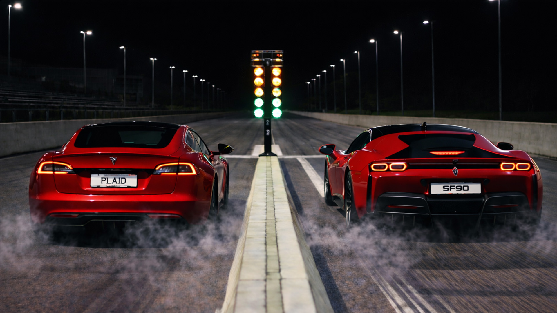 1,000 HP Ferrari SF90 vs Tesla Model S Plaid drag race