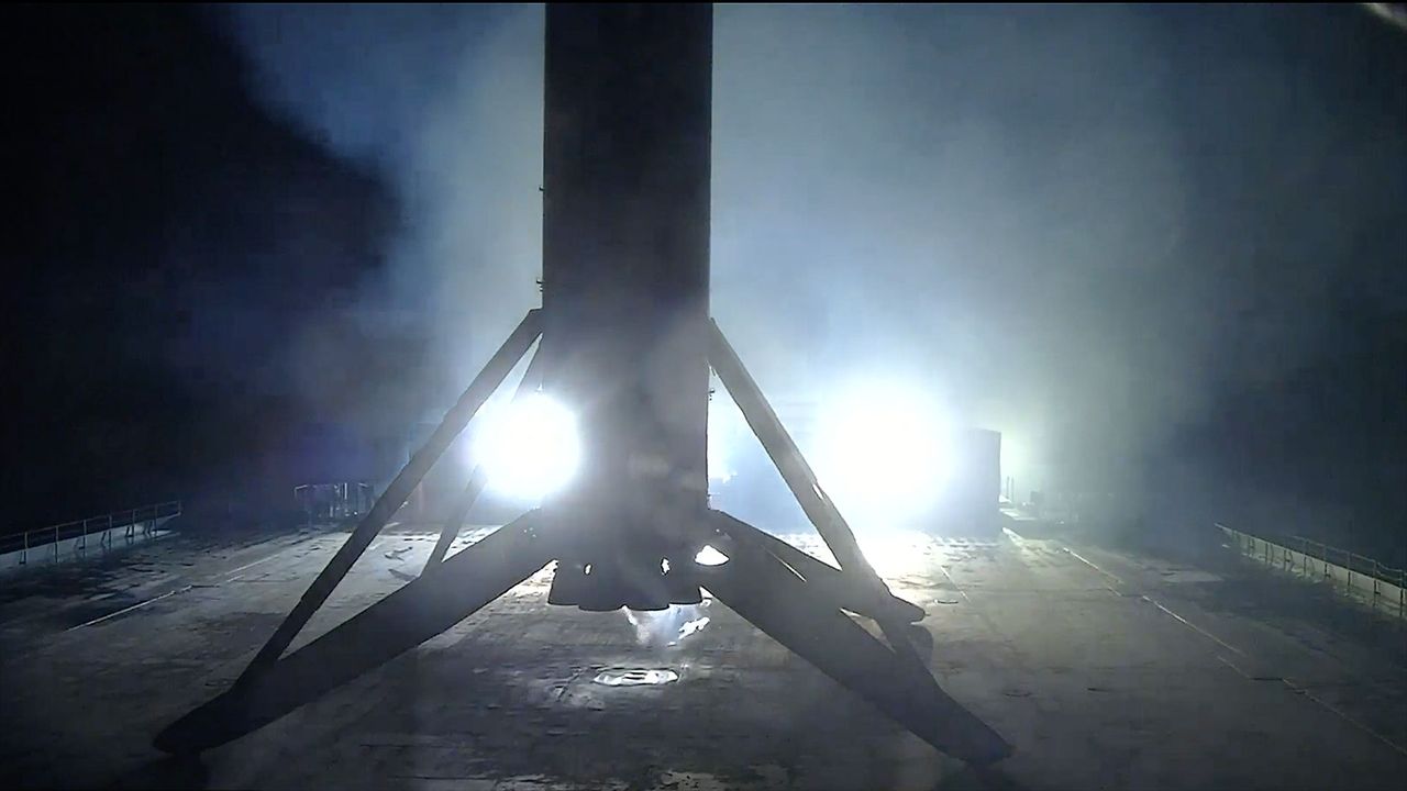 SpaceX lands Falcon 9 rocket in the Bahamas for 2nd time ever