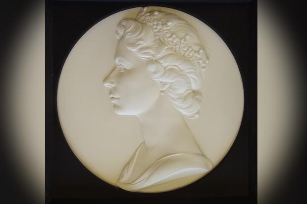 Rare Queen portrait set to sell at auction in North Yorkshire