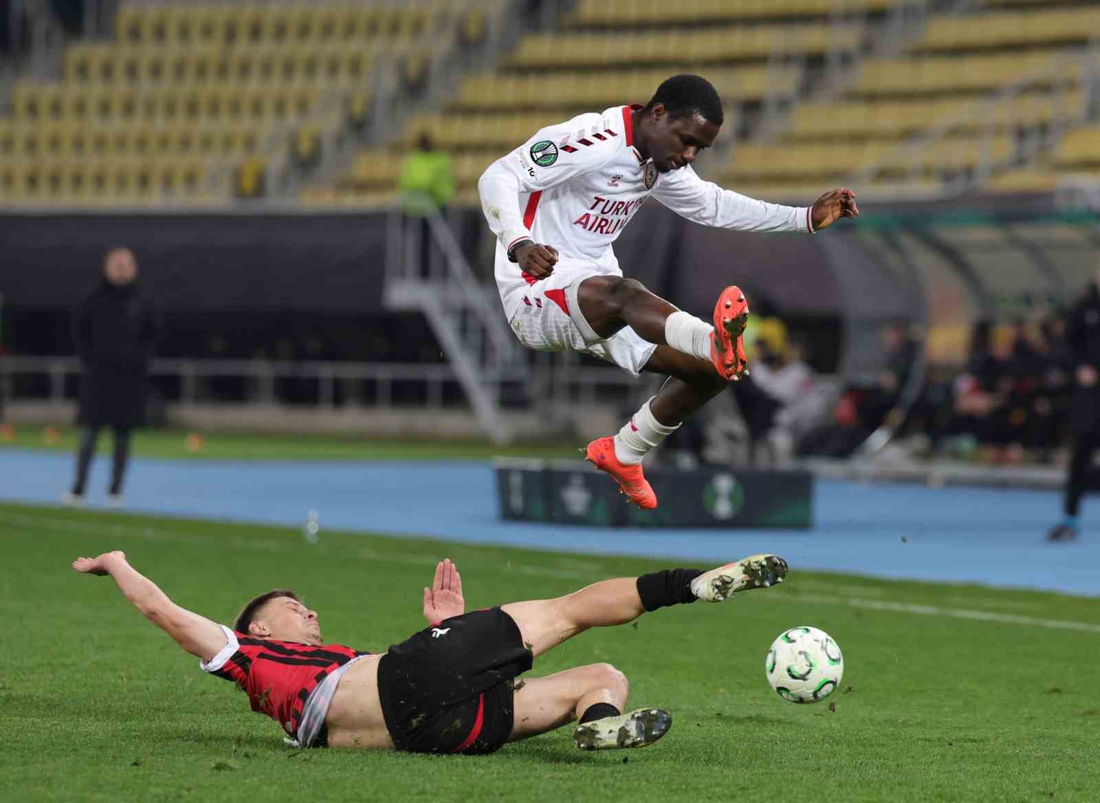 UEFA Konferans Ligi: KF Shkendija 0 - Samsunspor 1 (Maç sonucu)