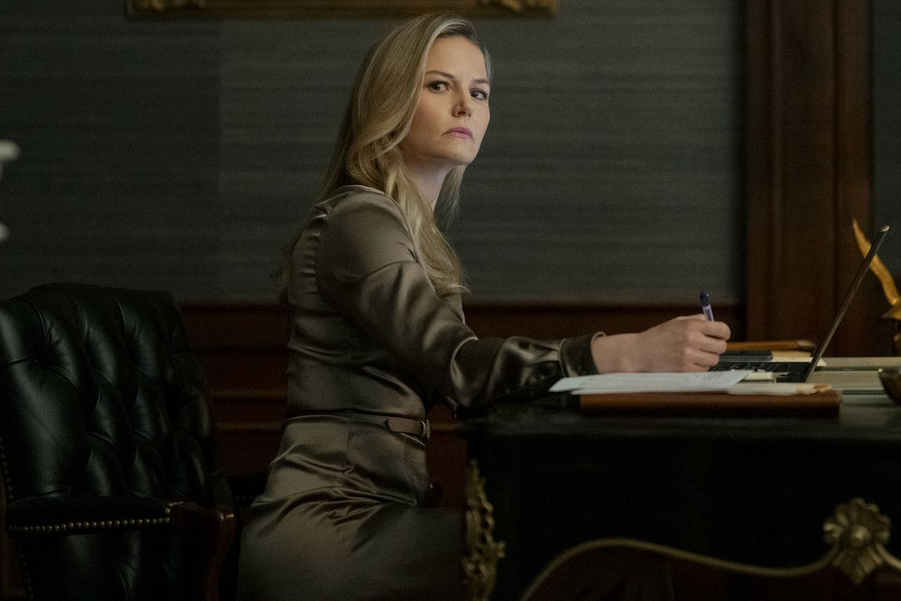 The Night Agent star Jennifer Morrison breaks down the first lady's big ...