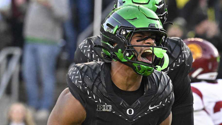 Three reasons why Oregon’s Kenyon Sadiq is worthy of a first round NFL ...