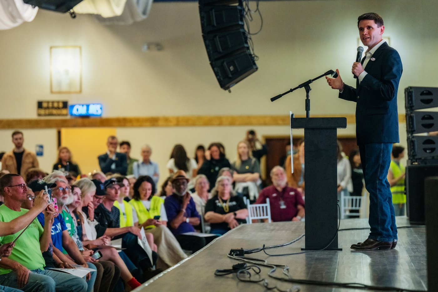 Texas' Senate primary race between Crockett and Talarico ramps up after ...