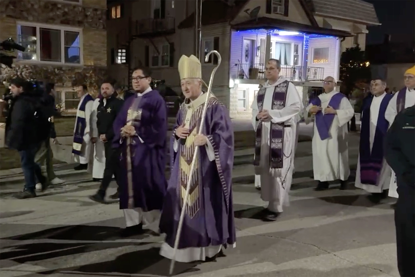 Ash Wednesday protests and masses make solidarity with immigrants a ...