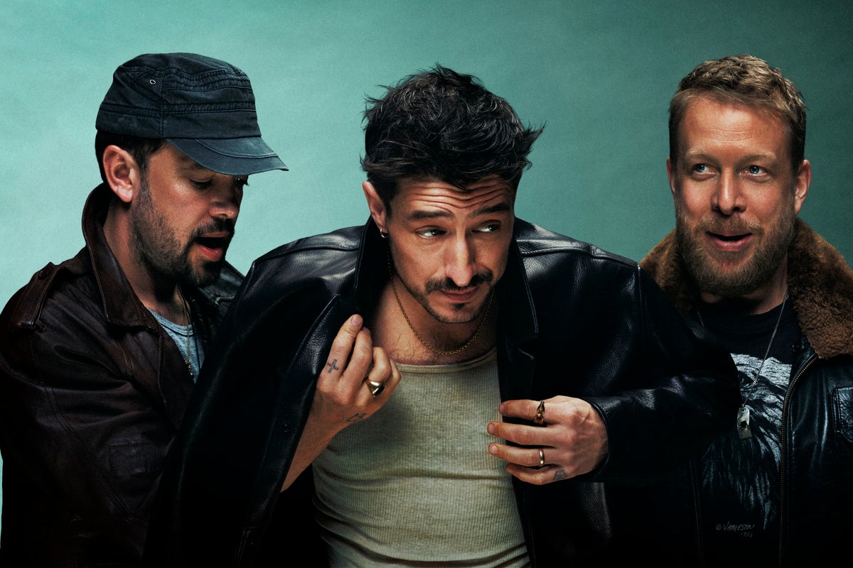 Mumford & Sons choose vulnerability on their new album Prizefighter