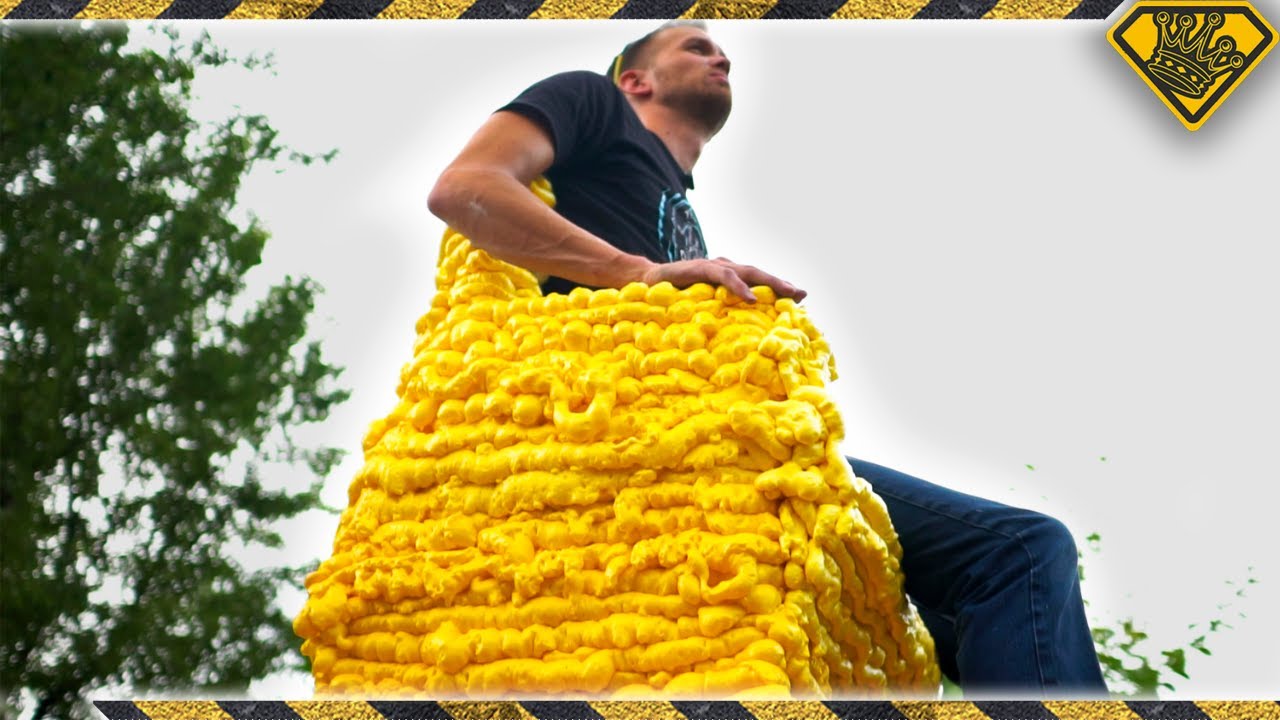How to create a functional foam chair from a can