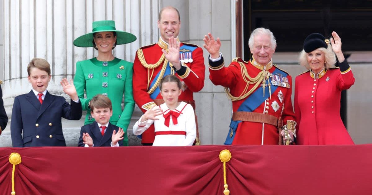 New poll reveals what public thinks of the royal family after Andrew ...