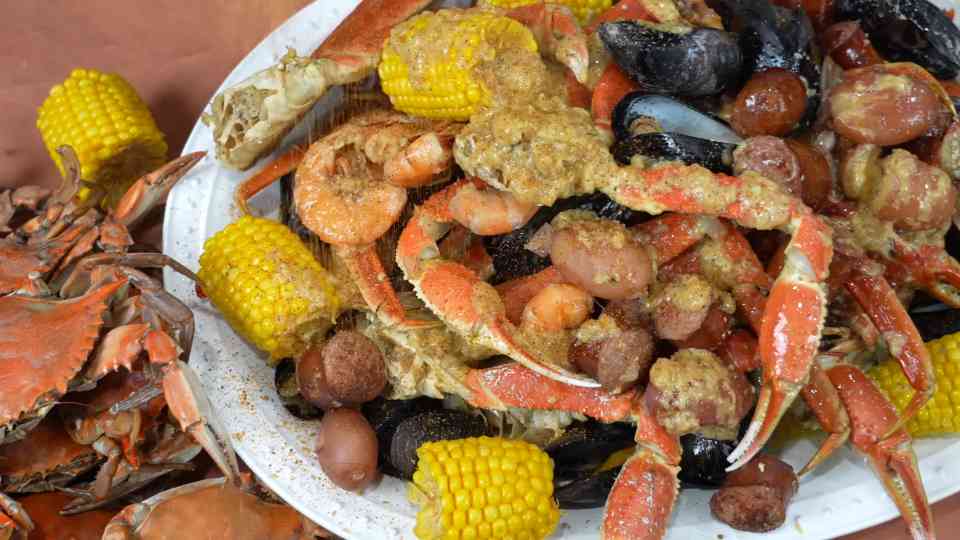 Quick dinner ideas: Seafood boil and crispy fish