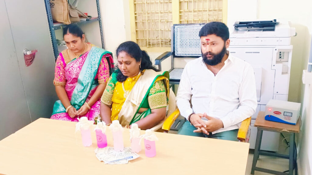 ACB raid | రూ. 5వేలు లంచం తీసుకుంటూ ఏసీబీకి పట్టుబడ్డ ముగ్గురు కోర్టు ...