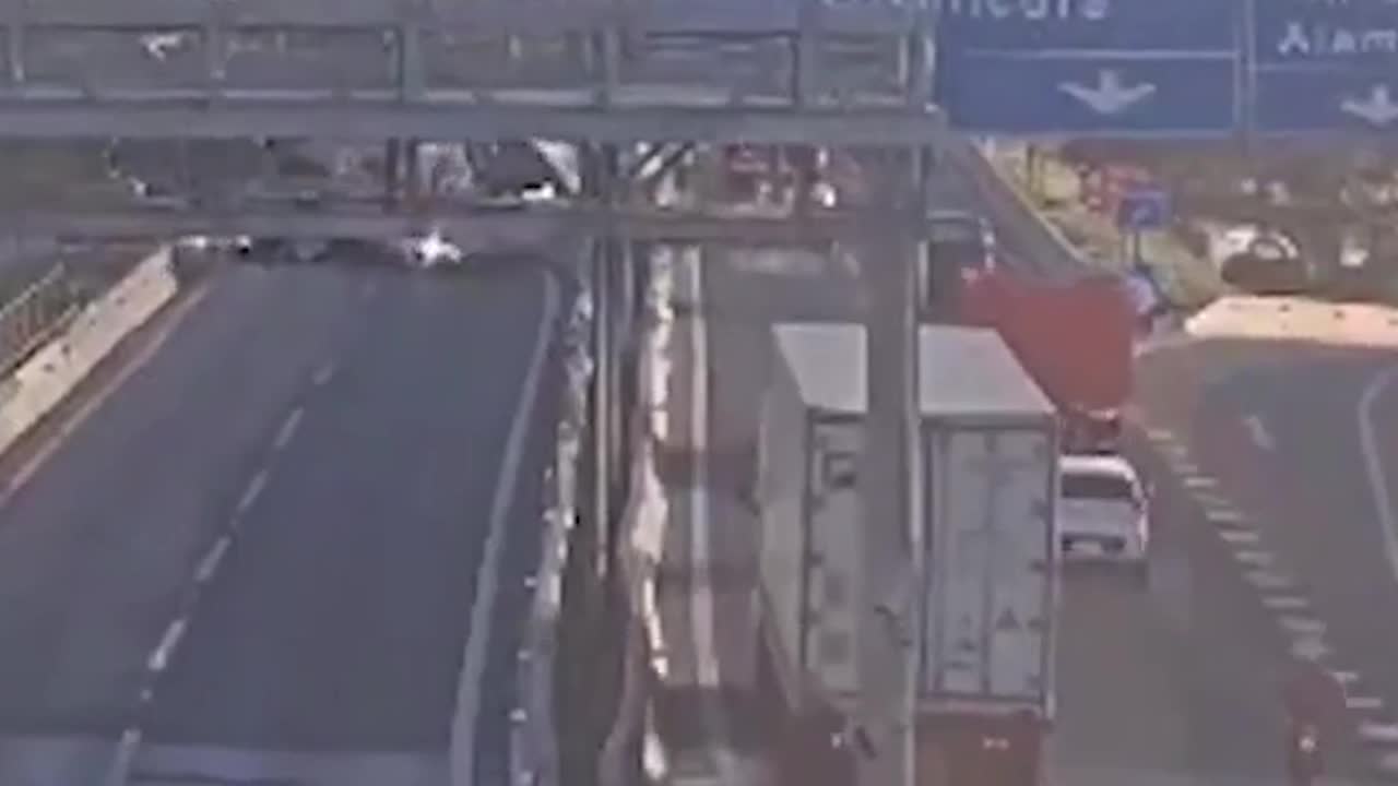 Four killed after truck carrying liquid gas overturns and explodes in Chile