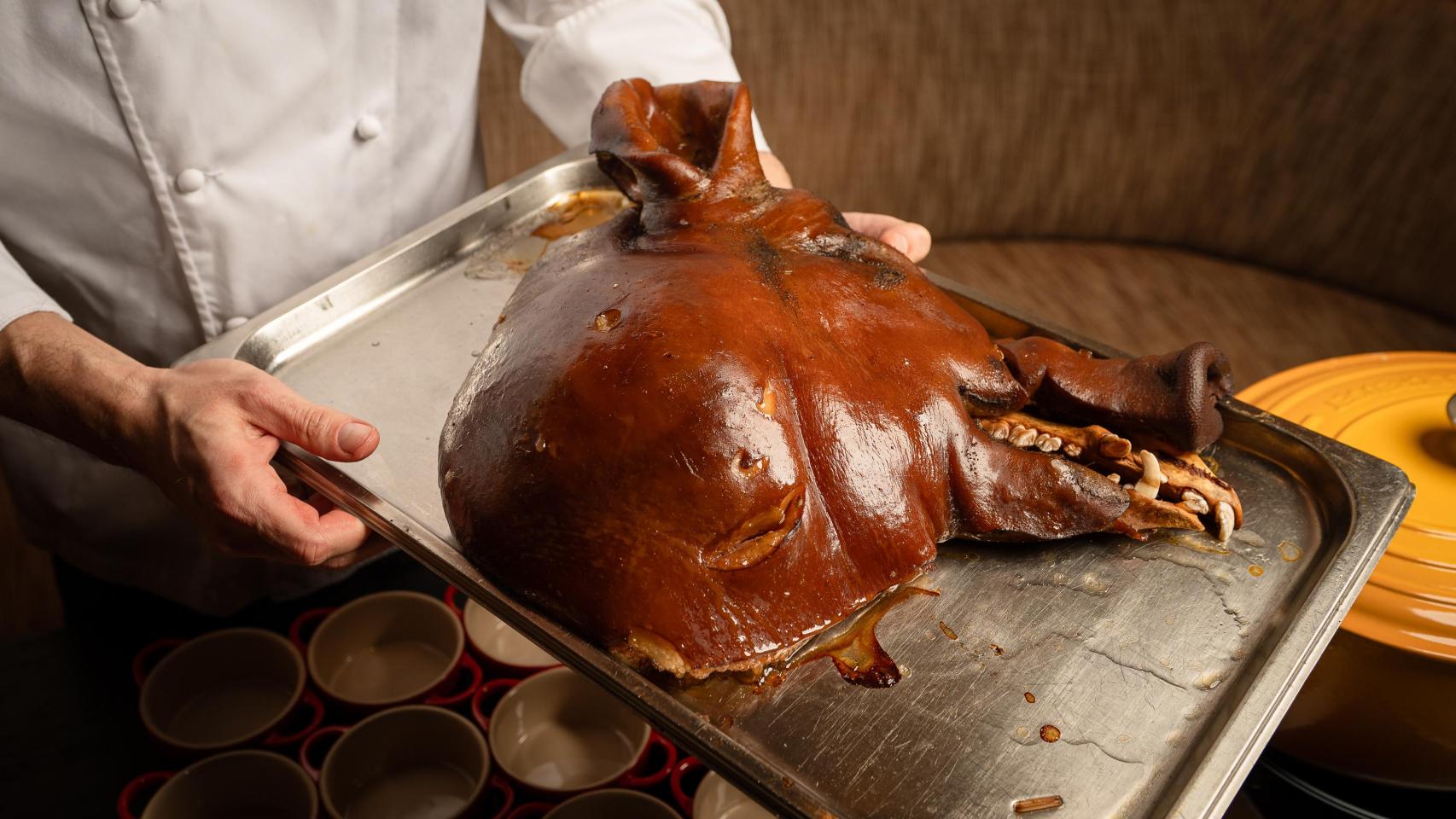 El increíble menú basado en la cabeza del cerdo ibérico que sirve un ...