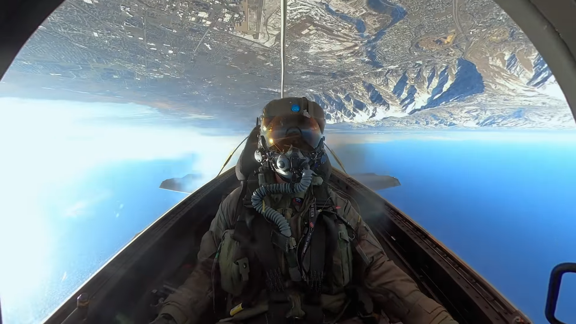 Watch this pilot command 40,000 pounds of pure jet power