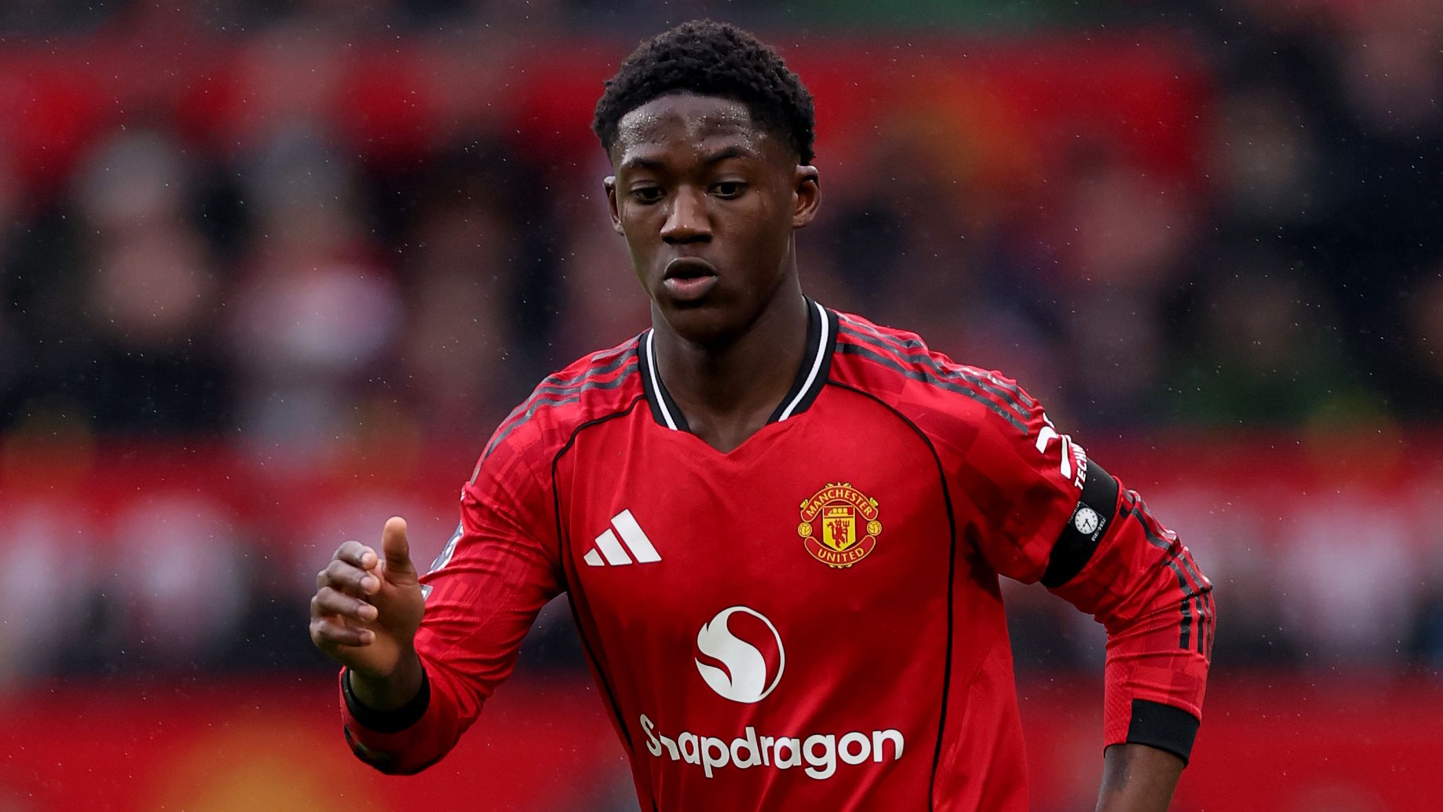 Michael Carrick explains why he hasn't told Kobbie Mainoo to work on ...