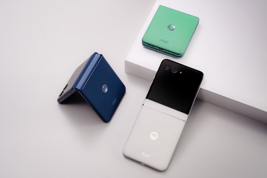 Motorola’s premium phones finally receive Android 16 update in the US