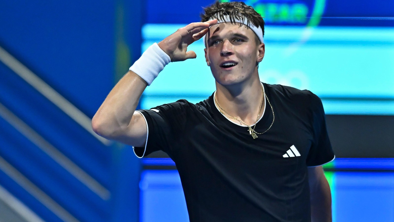 Andy Roddick says the first thing he would do with Jakub Mensik if he ...