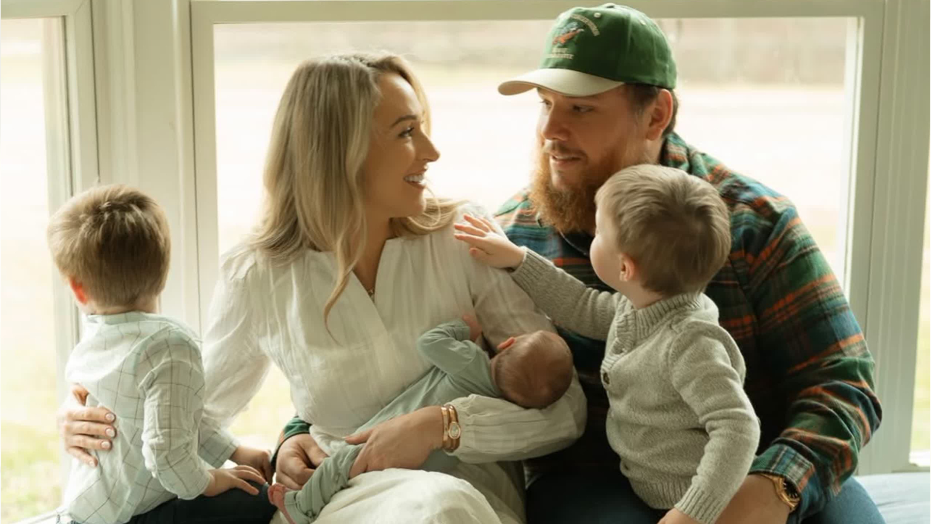 Luke Combs announces birth of third child