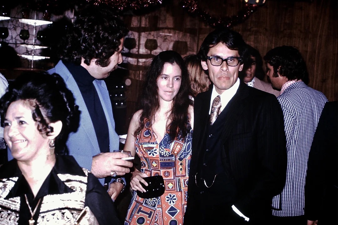 21 photos of what it looked like to party in the 1970s