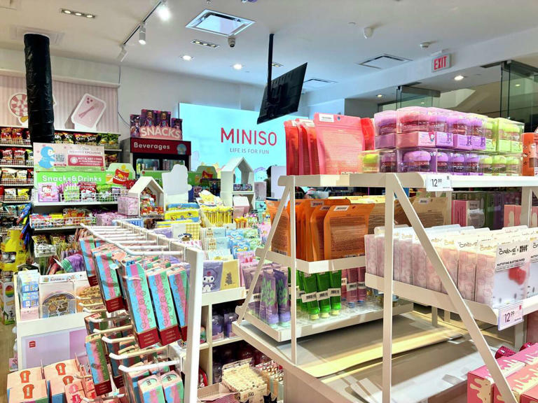 Miniso officially opens third San Antonio store at the Rim