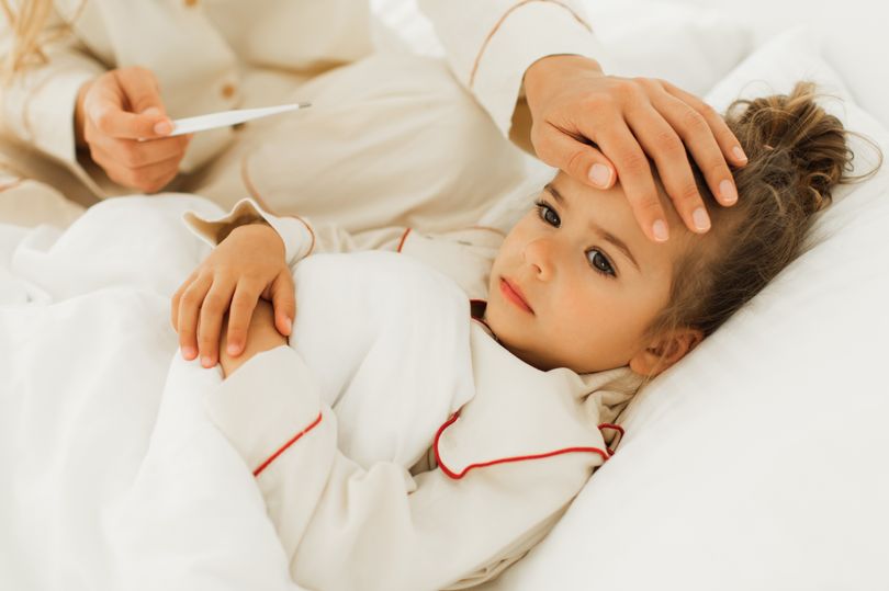 GP issues urgent measles warning amid UK outbreak - four early symptoms ...