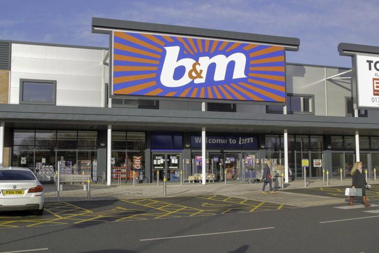 B&M 75p item helps organise kitchens in style, made better with B&M £8 set