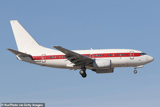Top-secret Air Force jet spotted near Area 51 hours after Trump demands ...