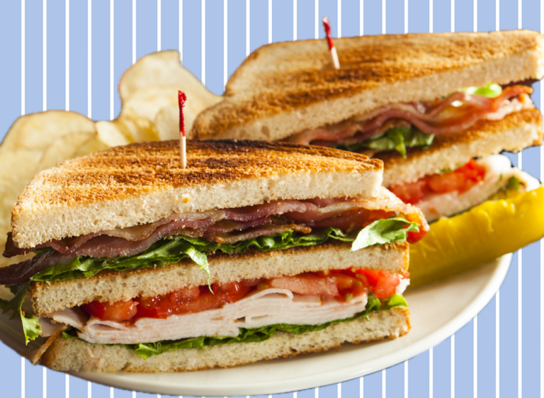 5 chain restaurants with the best classic club sandwiches, according to ...