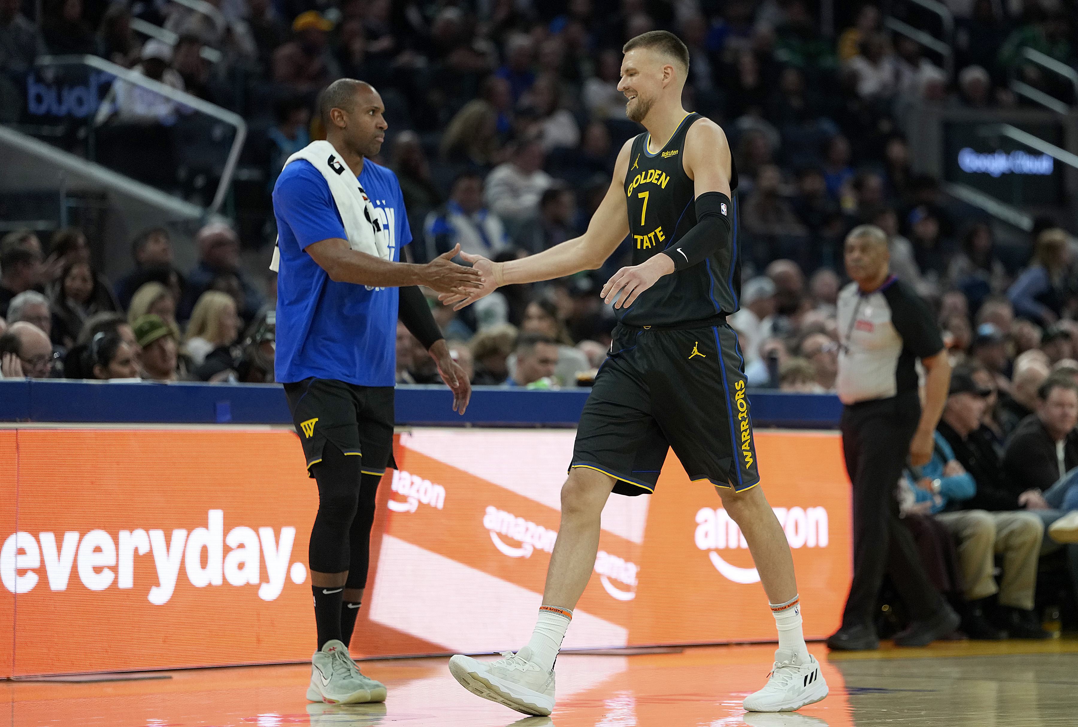 Dub Hub: Warriors’ injury concerns could impact Kristaps Porzingis, Al ...