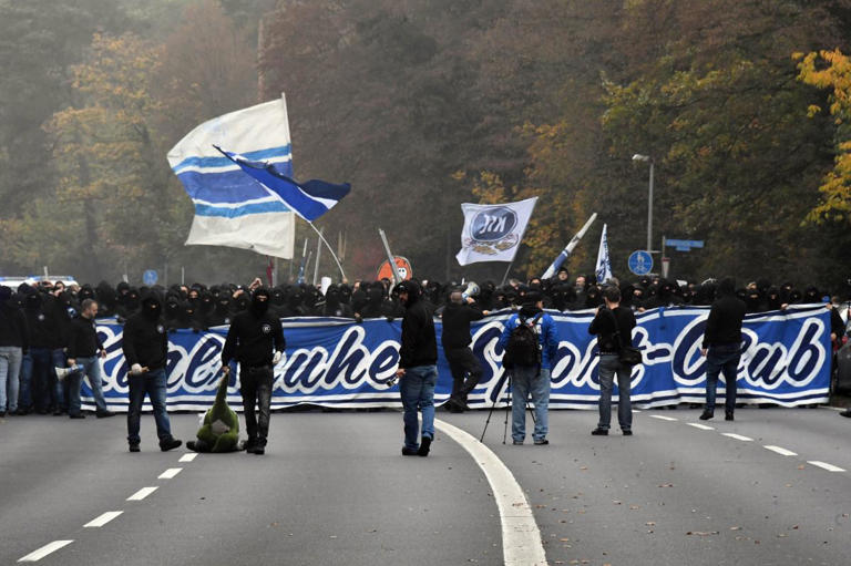 Wie heißen die KSC-Ultras – und wofür stehen sie?