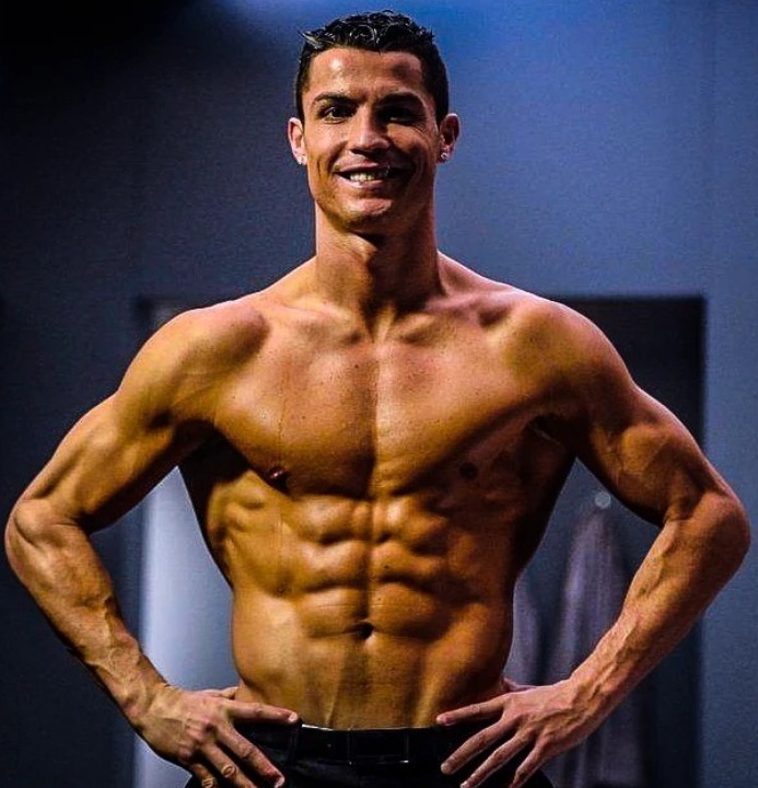 Top 18 athletes with best abs and core structure ever