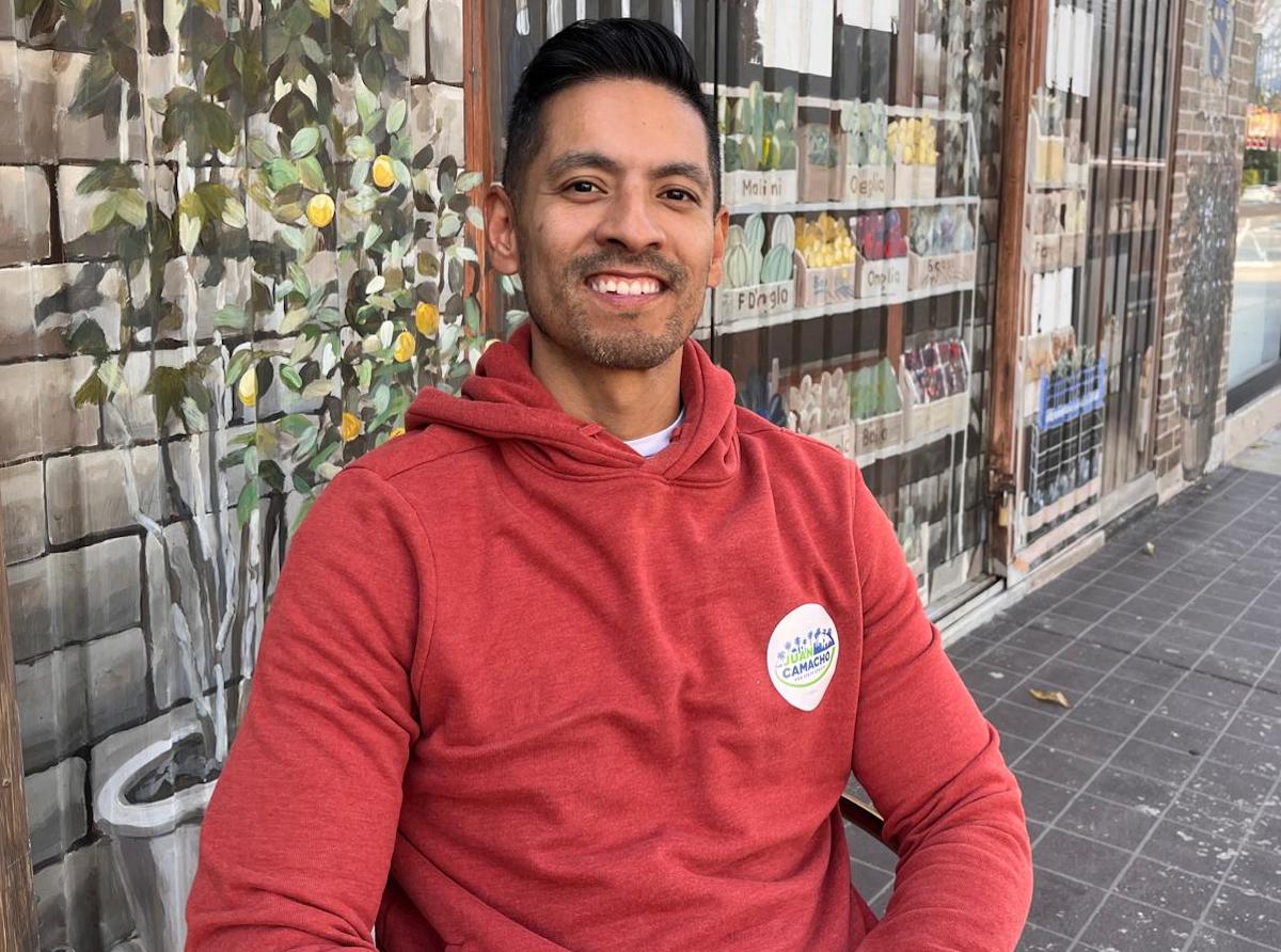 Inmigrante que vino de niño a Estados Unidos se postula para senador