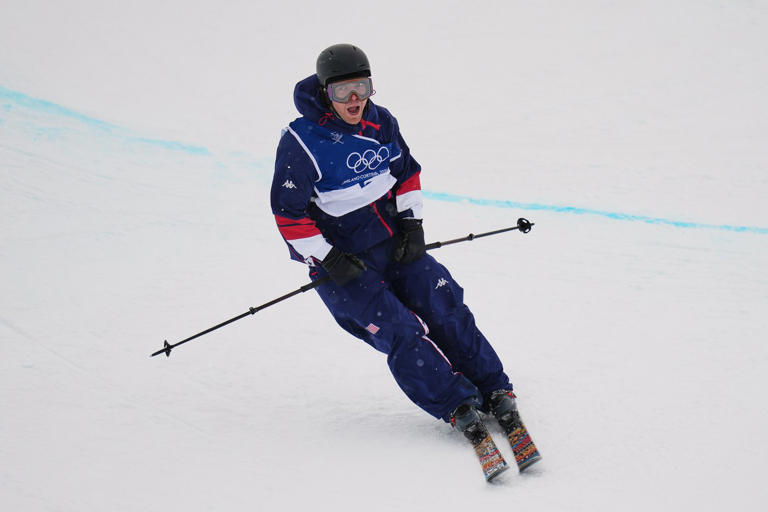 Olympic freeskier Hunter Hess flashes an 'L' sign, says he stands by ...