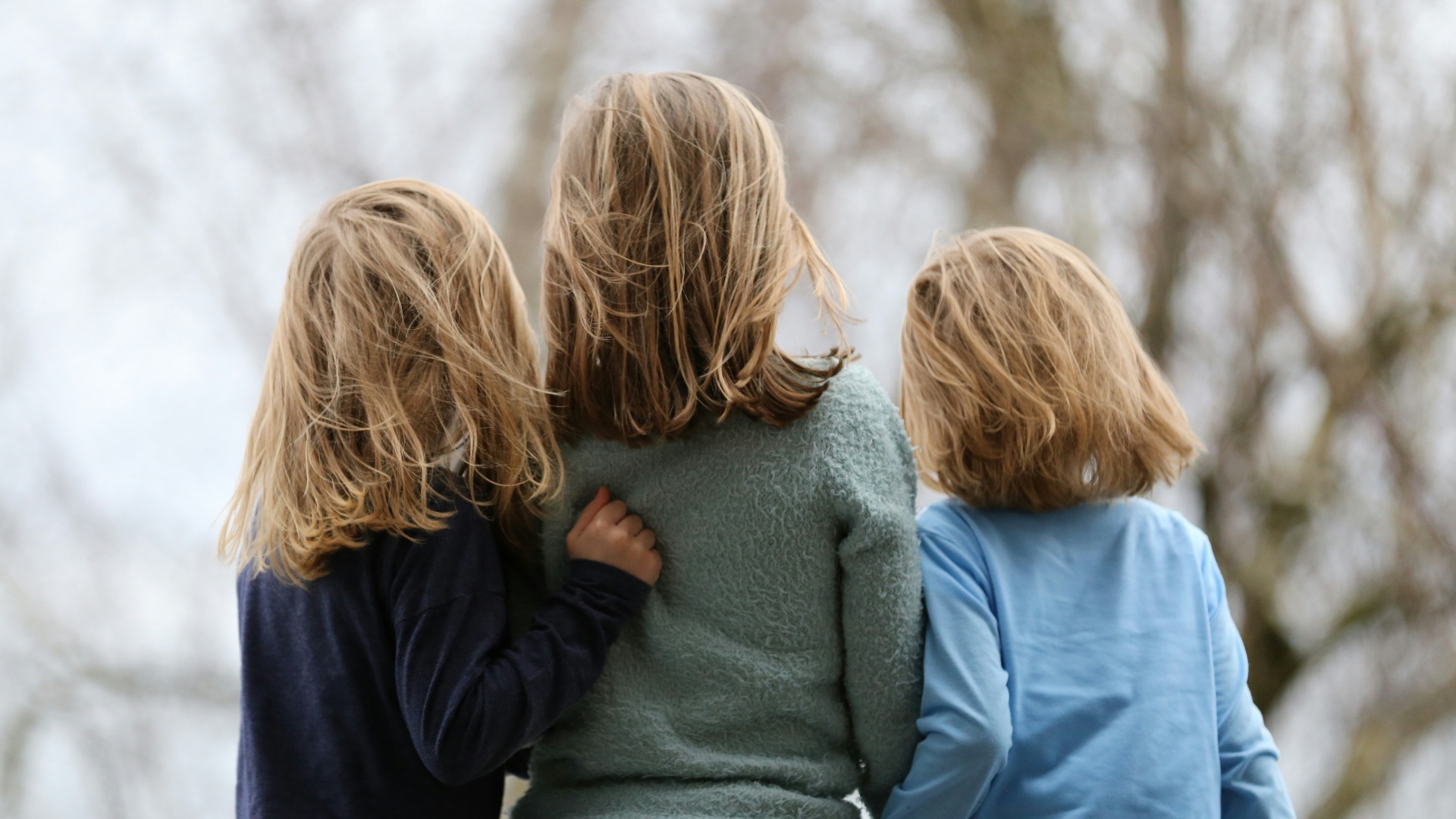20 things only middle children understand