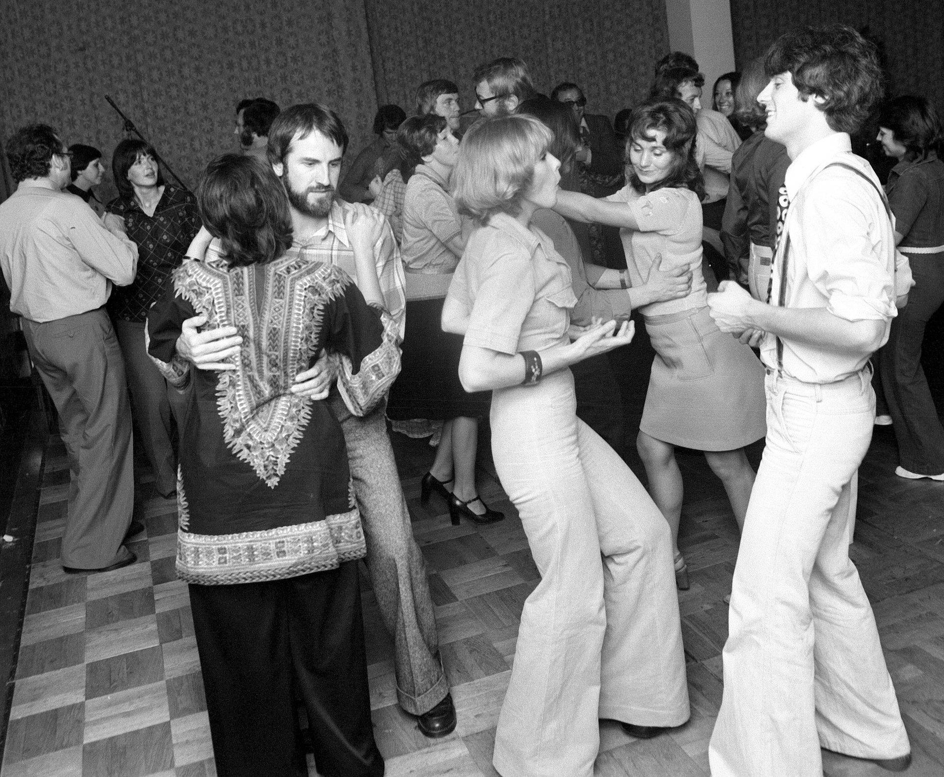 Kesse Sohle aufs Parkett: Die 9 größten Stars des DDR-Schlagers