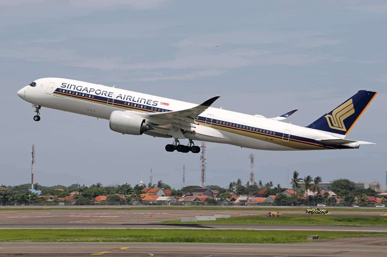 Latest data reveals the cheapest day of the week to fly – and it’s not ...