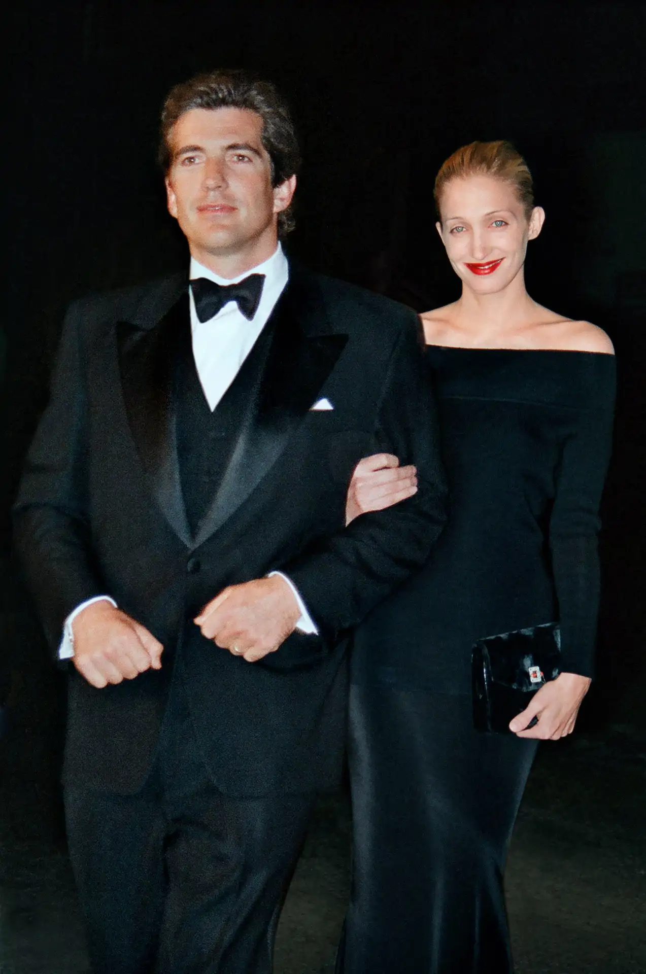 El método Carolyn Bessette: la mujer que hizo del minimalismo un ...