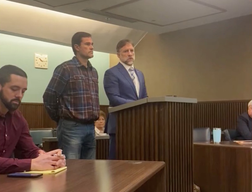 Small-town mayor charged after teen girl caught him sniffing her underwear