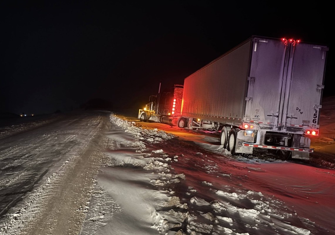 Narrow band dumps 10 inches of snow in southeastern Minnesota