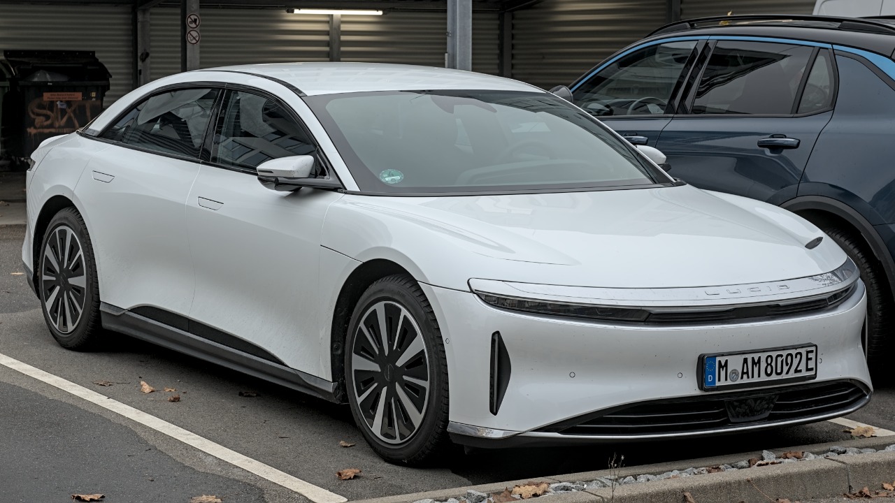 20,000 miles later, this 2024 Lucid Air shrugs off every problem