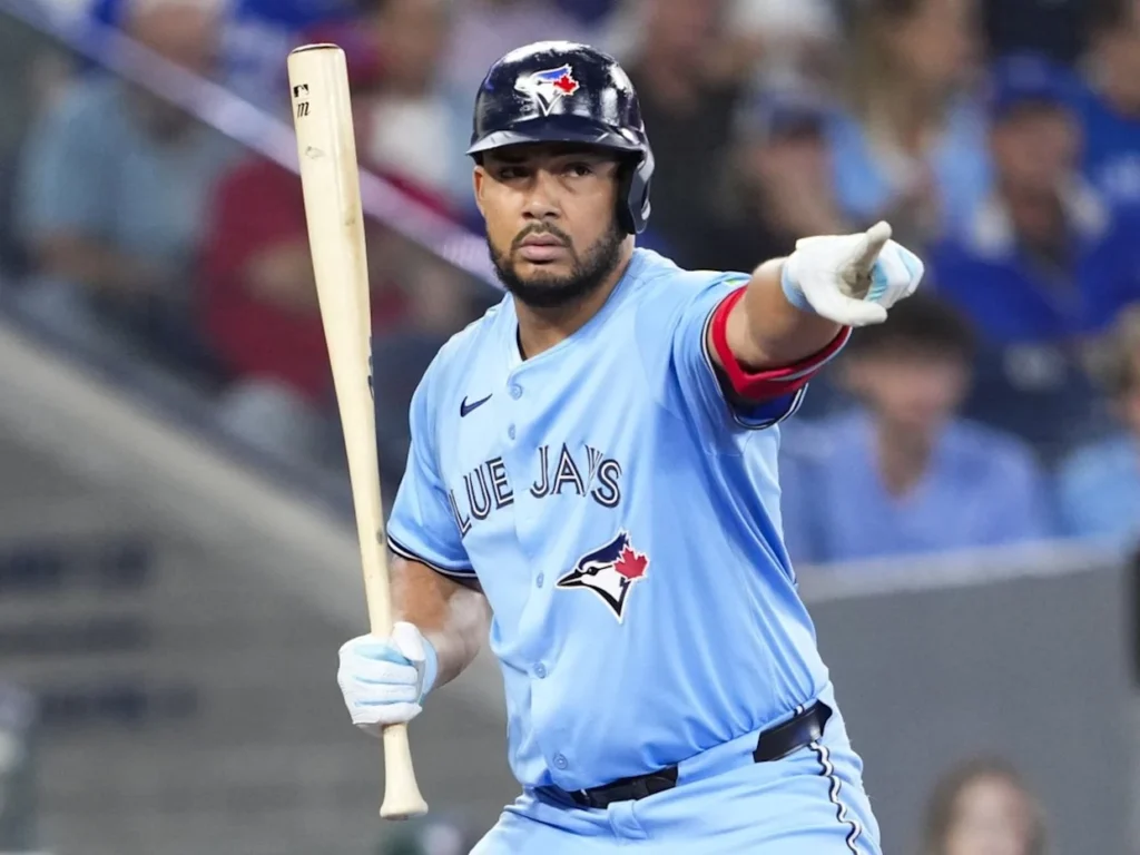 Anthony Santander speaks for the first time since news of his injury broke