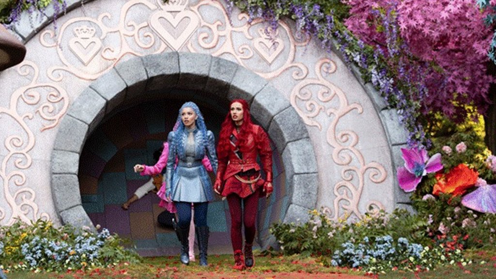 Descendants: Wicked Wonderland first look teaser: Red & Chloe face ...